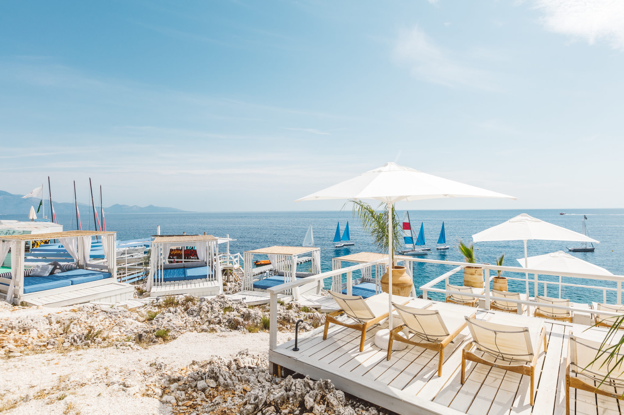 Summer Jobs Abroad | The Peligoni Club in Greece